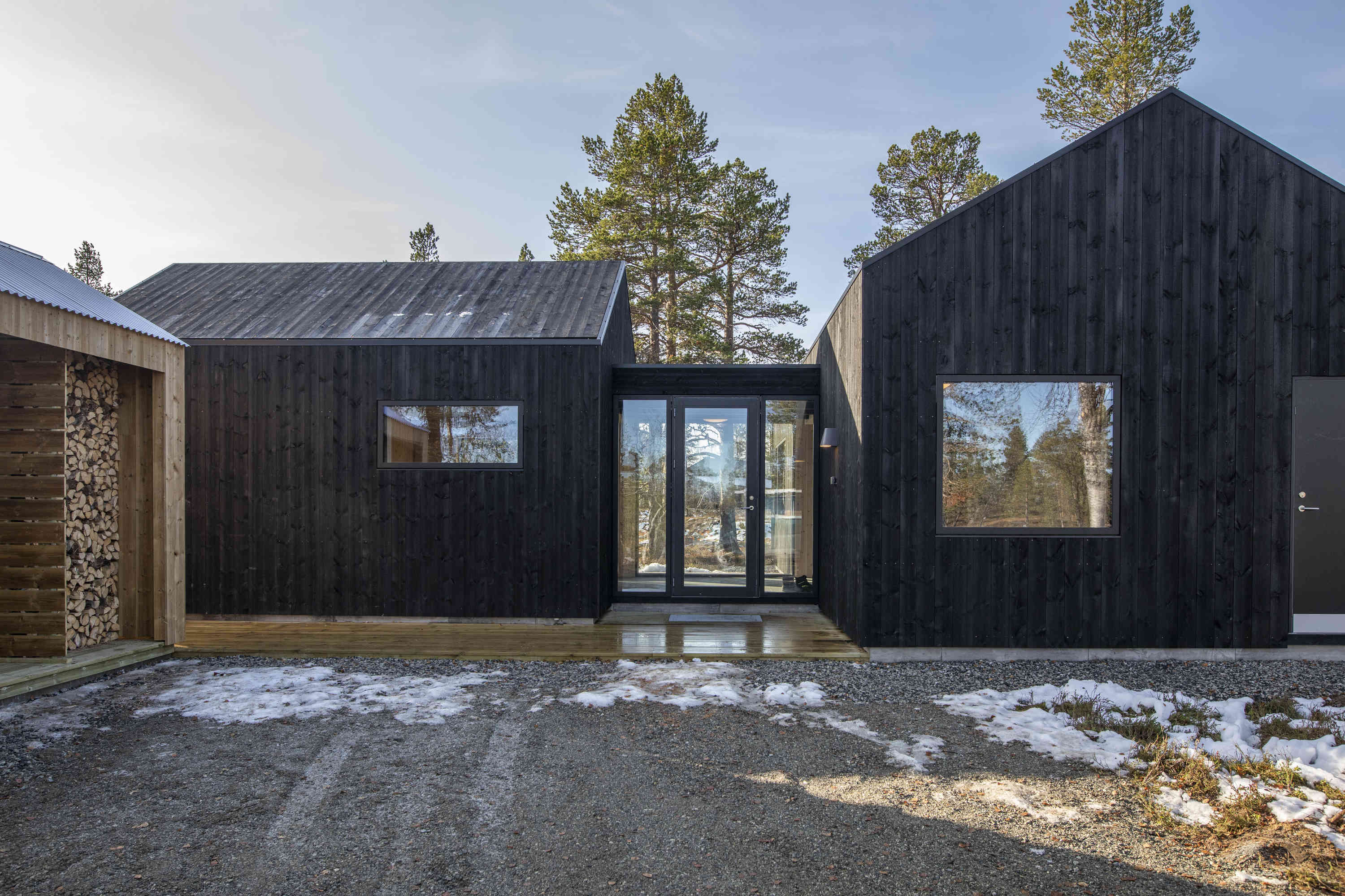 FURU 22X148 REKTANGULÆR KLEDNING ALVDAL ROYAL SVART - Alvdal Skurlag